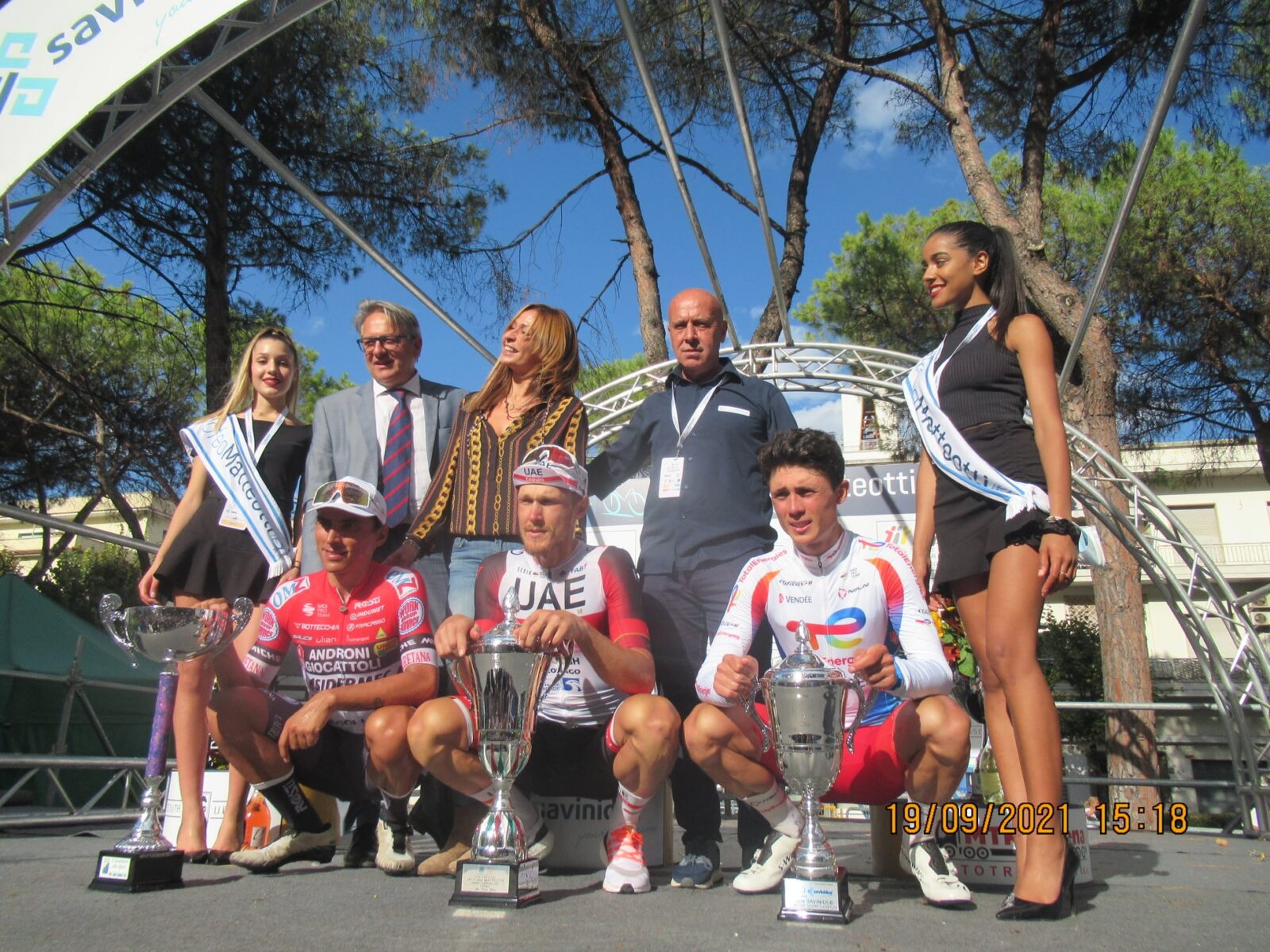 Matteo Trentin vince il Trofeo Matteotti Pescara 2021: arrivo · Abruzzo ...